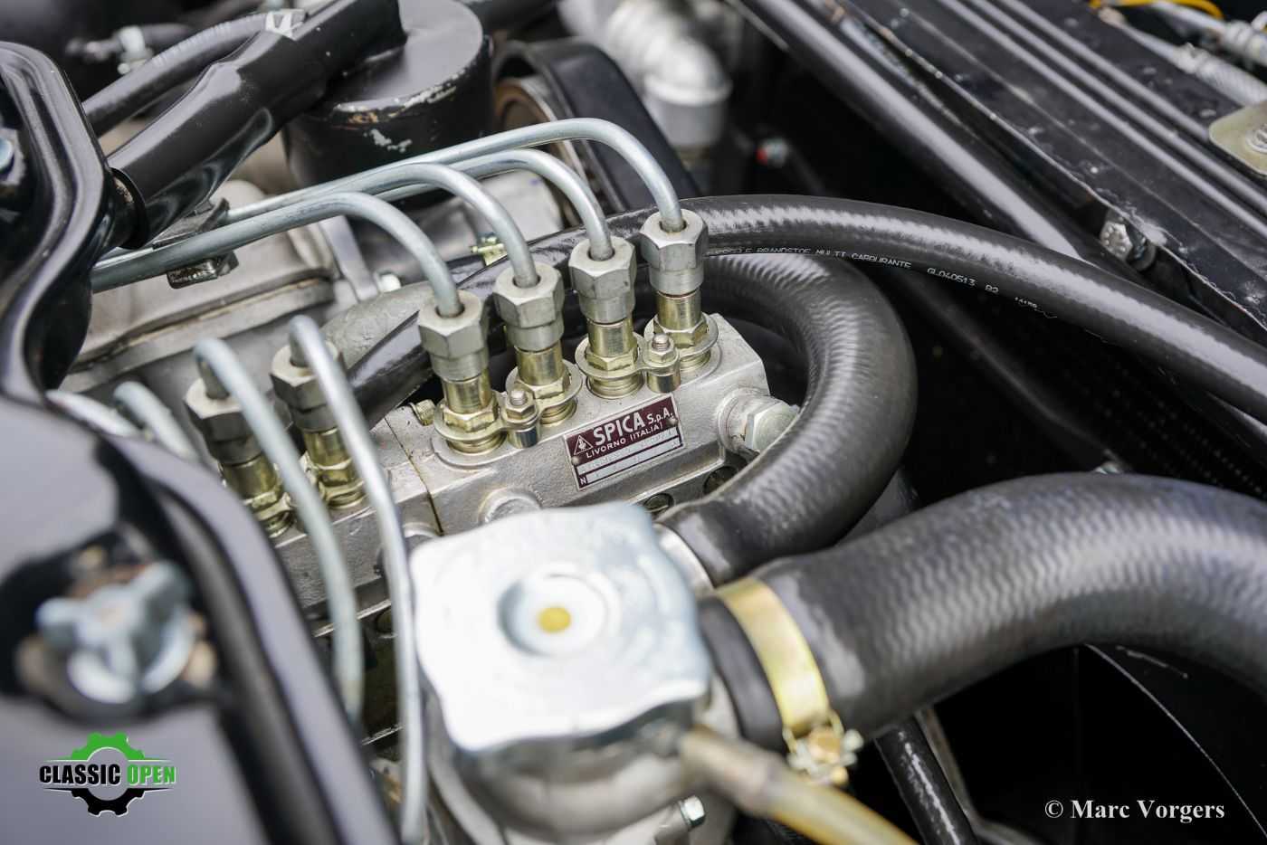 Alfa Roméo Montréal V8 de 1974 à vendre - Automobiles de collection ...