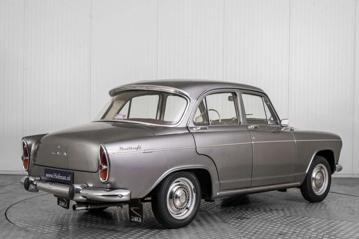 Simca Aronde 1300 Montlhéry de 1961 à vendre - Automobiles de ...