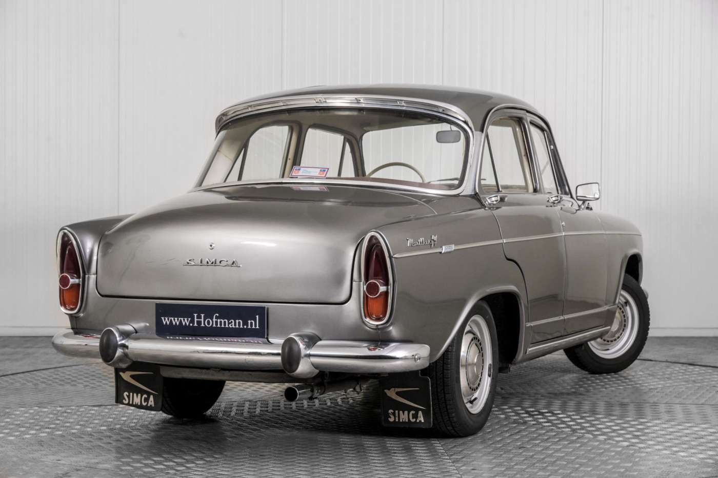 Simca Aronde 1300 Montlhéry de 1961 à vendre - Automobiles de ...